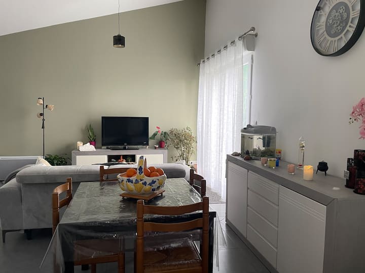 Maison De Plain-pied Avec Terrasse – 5 Personnes - Cestas