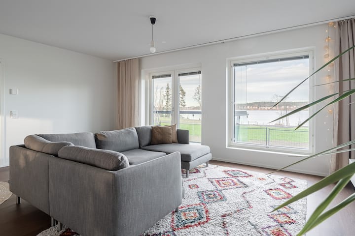 ⁕ 110m² Lake View, 2 Free Pkg Hall, 
Sauna & A/c ⁕ - Tampere