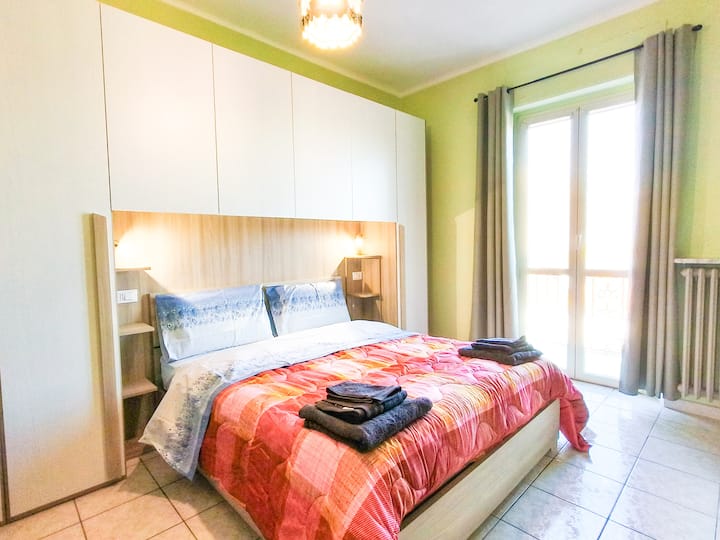 Dora's House 2 [Stazione Porta Susa] - Turín