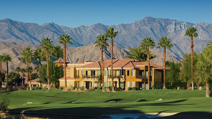 Luxury Desert Retreat 2 Bedroom Villa - Palm Desert, CA