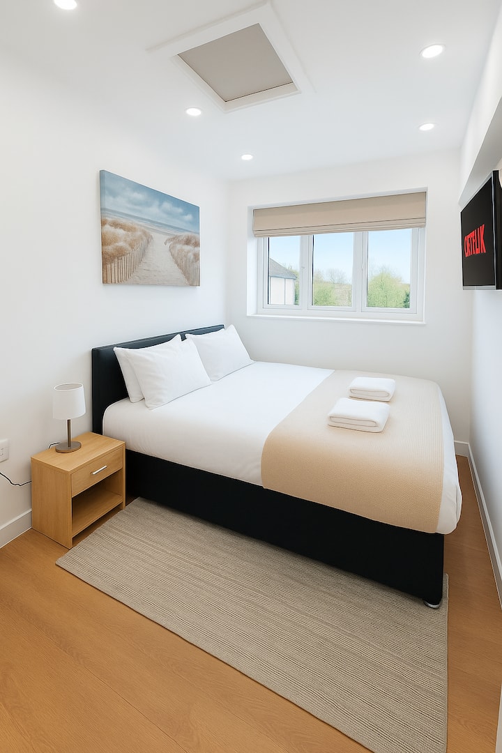 Modern 5-bedroom Home In Leicester - Leicester