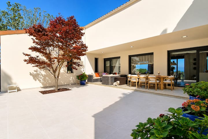 Villa Las Encinas · Jardín Y Vistas Cerca Del Mar - Ribadesella