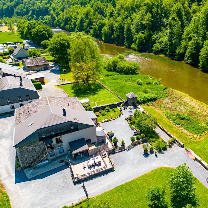La Ferme De La Semois Au Bord De L'eau. - Bouillon