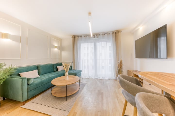 Massy Nova • Design & Lumineux • 2mn Rer/tgv • Pkg - Massy