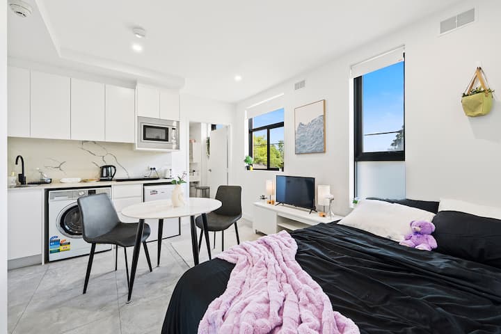 Modern & Cosy Studio Near Parramatta Cbd - Parramatta