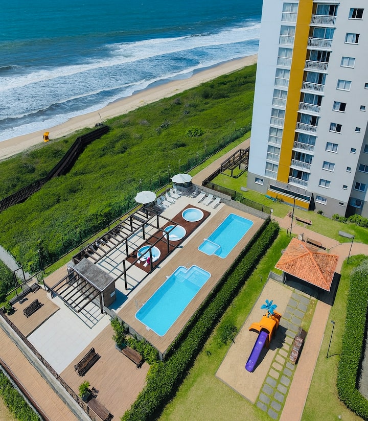 Apt Pé Na Areia C/piscina Aquecida +Jacuzzi+parque - Barra Velha