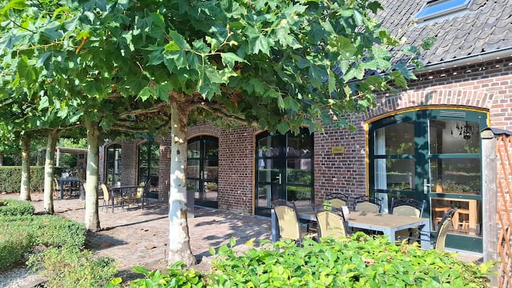 Sfeervolle Groepsaccommodatie Tot 12 Personen - Venlo