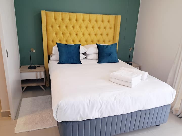 Naledi Holiday Apartment @The Millenial Umhlanga - KwaMashu