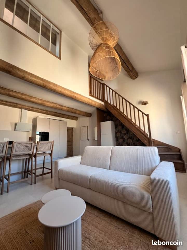 La Parenthèse Des Remparts - France