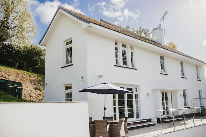 Moments From The Beach & Coastpath, With Parking. - Port Isaac