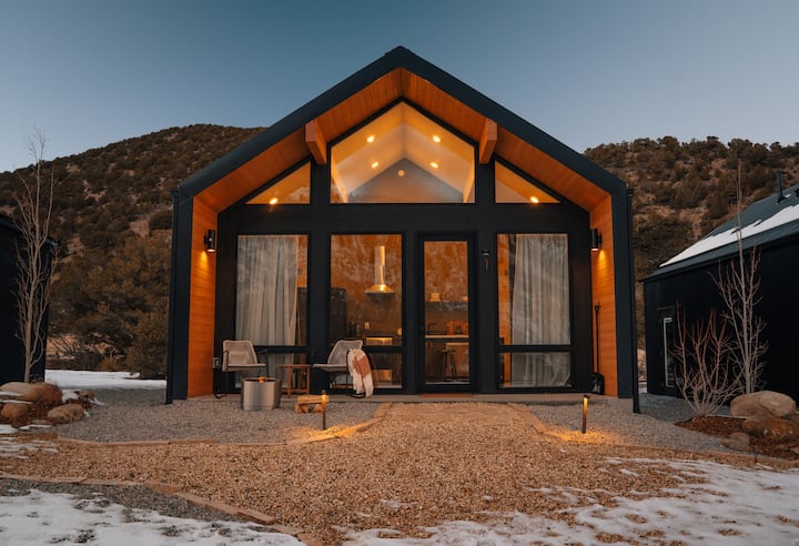 Frontcountry Cabin 1 | Sauna + Cold Plunge - Monarch, CO