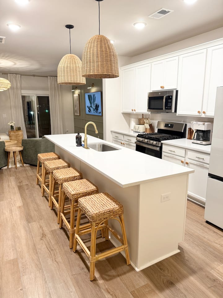 Modern Hanahan Home Near Chs And Park Circle - Goose Creek, SC