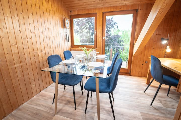 Monteurwohnung| Wlan| Parkplatz| Balkon| 4p - Esslingen