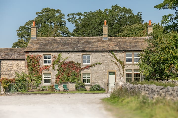 Pasture House - Stylish Countryside Escape - Grassington