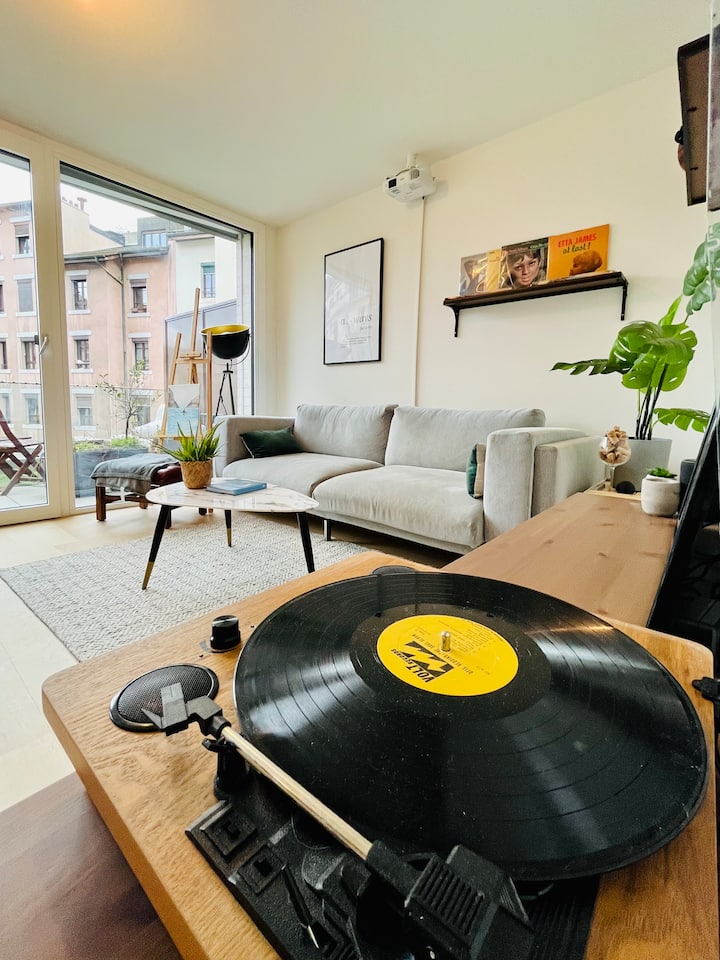 Modern Stylish Apartment With Terrace - Genf