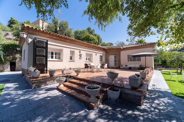 La Almunya De Tenerias - Toledo