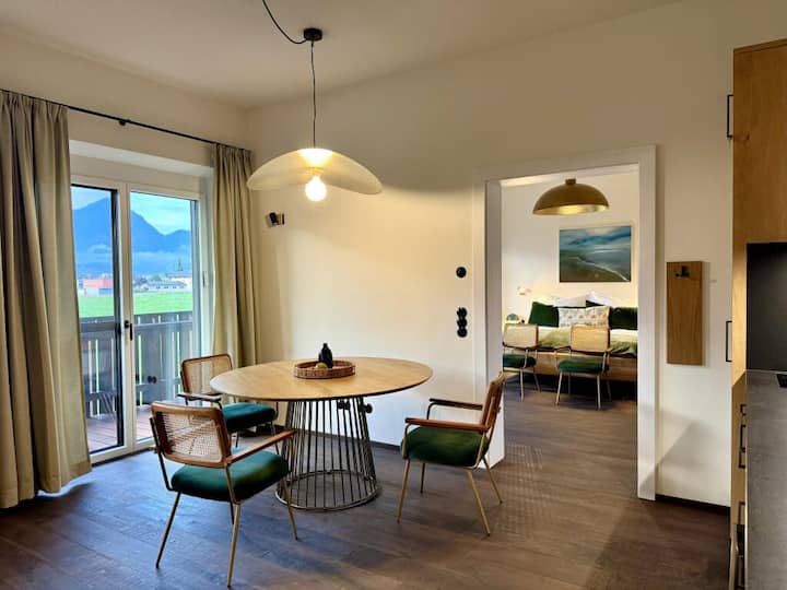 Ruheoase Mit Panoramablick Auf Tiroler Berge - Alpbach