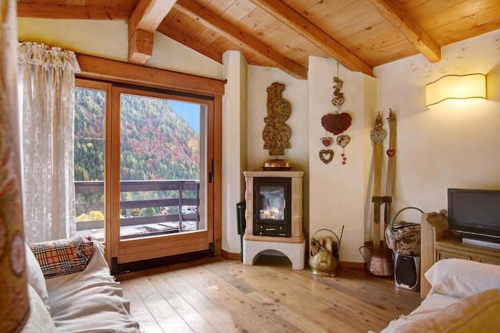 Mansarda Colarin Con Jacuzzi Vicino Agli Impianti - Pinzolo