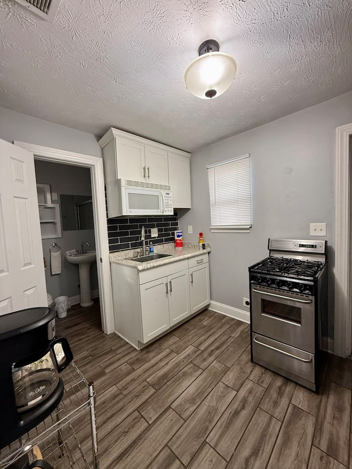 1br Near Bars & Dining|wi-fi + Workspace - Ohio