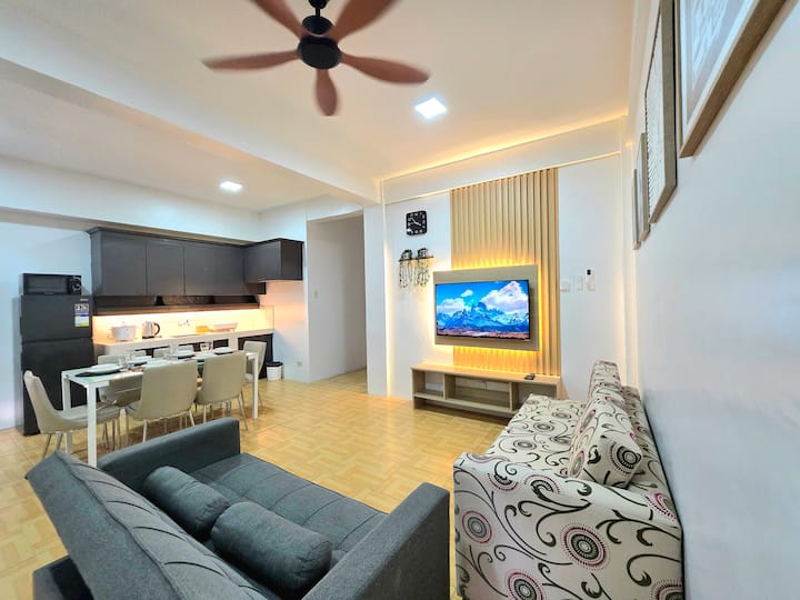 Townhouse Near It Park Spacious 2br Free Parking - Cebu