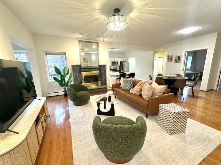 Designer Art Deco Suite In Downtown Rochester - Rochester, NY