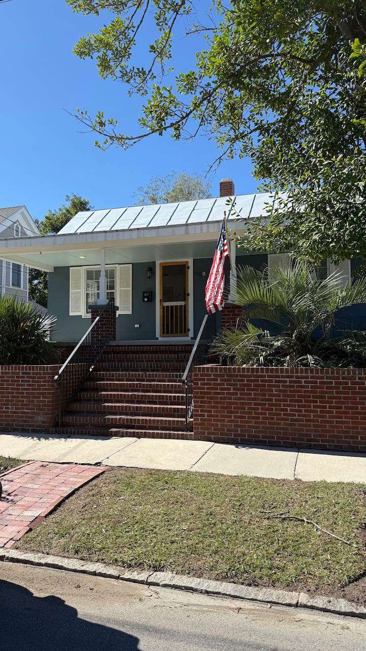 Coastal Cowboy Cottage - New Bern, NC