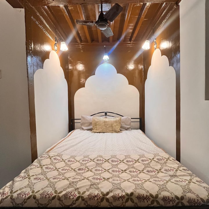 Heritage Home, 15 Min Railway Stn, 30 Min Airport - Pune