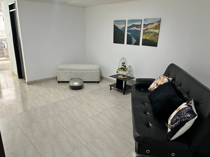 Cozy & Spacious Home – Residential Area - Manizales