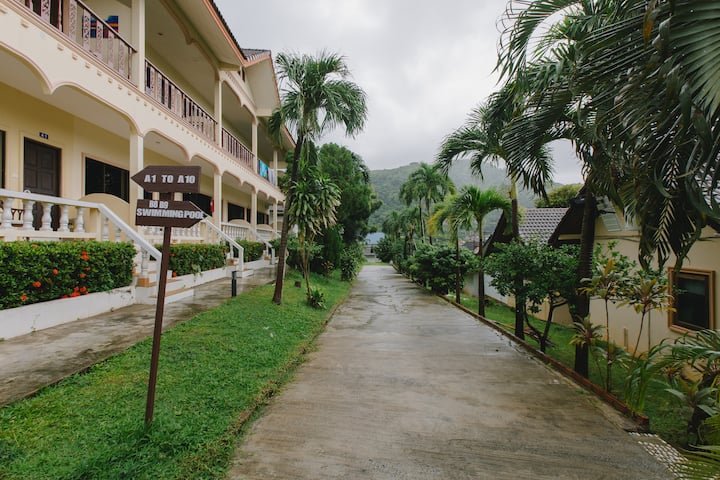 F Large Double Room - Kata Beach