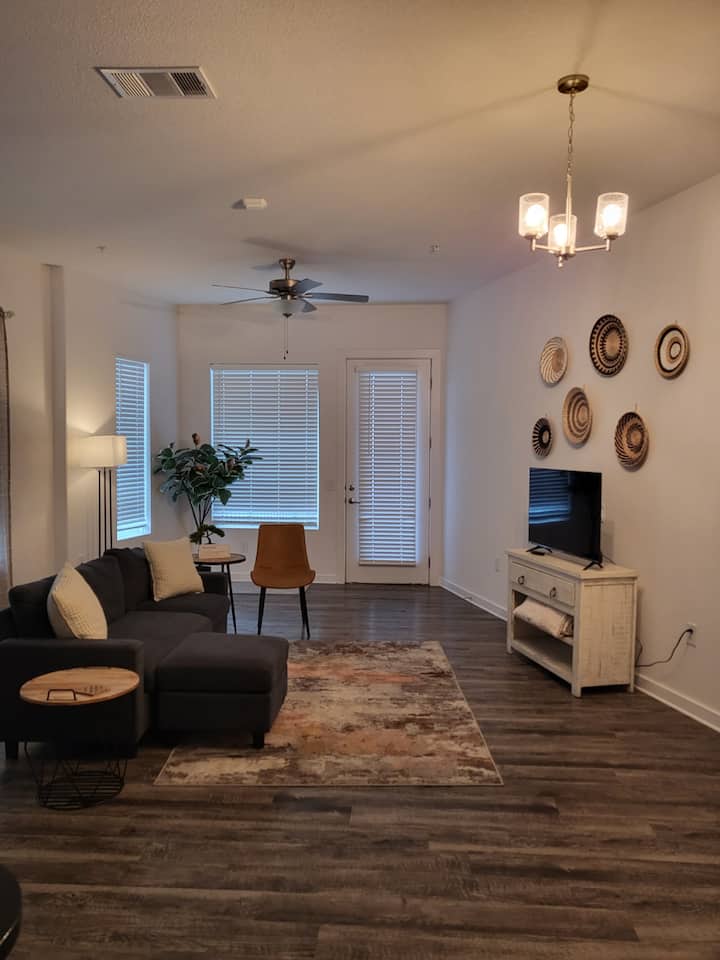 Stylish 1br/1.5ba Leander Apt | Self Check-in - Leander, TX