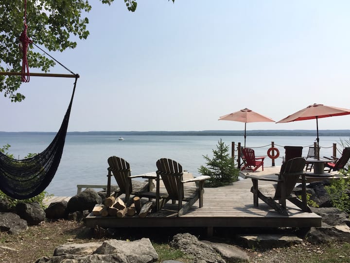 Waterfront Cottage With Hot Tub - Balmy Breezes - Owen Sound