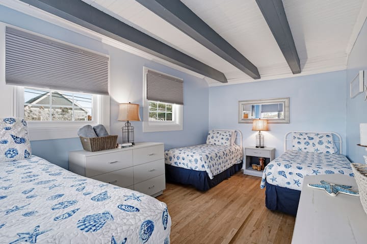 Great Home In Ocean Bay Park - Fire Island, NY