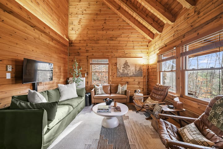Cozy Modern Cabin In The Heart Of The Berkshires - West Stockbridge, MA