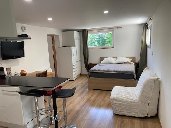 Studio Indépendant à La Villa Lou Grillon - Château de Sauvan