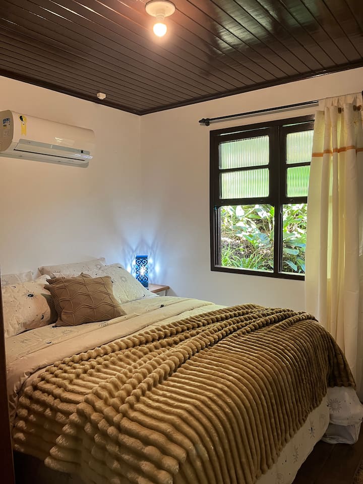 Cutia Chalet Romantic Retreat In The Woods Near The Sea - Florianópolis