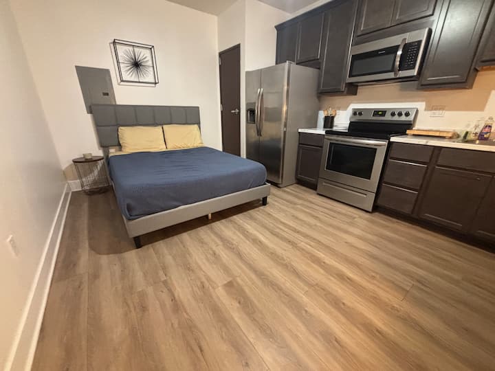 Budget Friendly Stay Dtsa-disney - Santa Ana, CA