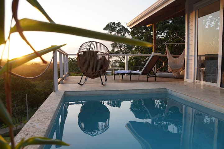 Wild Fish, A House For Romantic Souls - Honduras