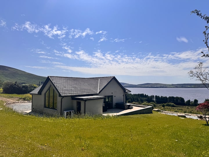 An Chill Bheag ;
At The Blessington Lakes - Blessington