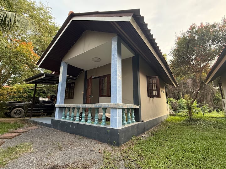 1 Bdr + Living Room, Ac, Kitchen, Easy Access - Ko Pha-ngan