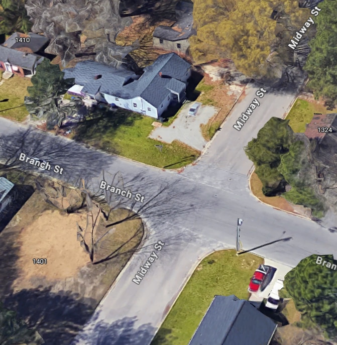 Shared Bedroom w/Privacy Divider (#2) - Flats for Rent in Rocky Mount ...