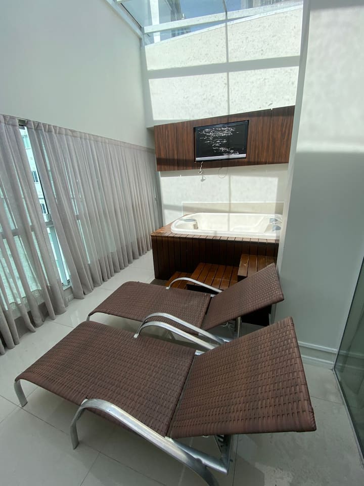 Penthouse Que Acomoda 15 Pessoas Próximo Do Mar. - Pôrto Belo