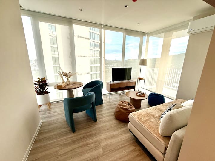 Vehha Skyline Retreat Condo Corner- 1 Bed Luxsuite - Hua Hin