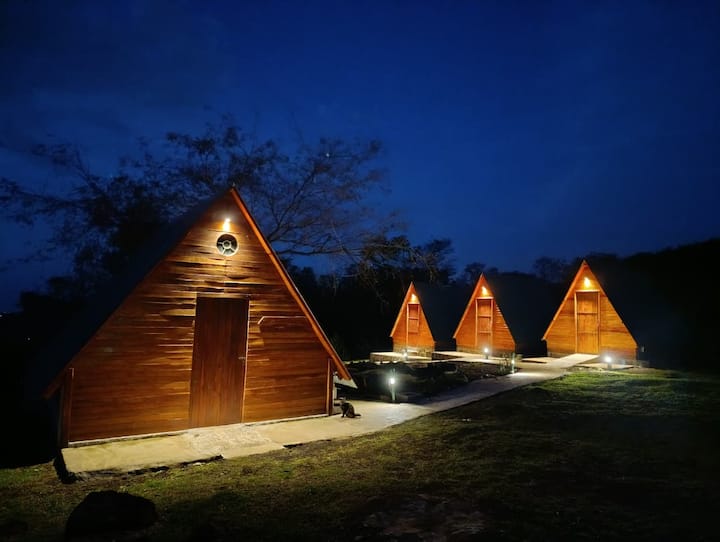Cabaña Alpina En Reserva Ecologica - Paraguay