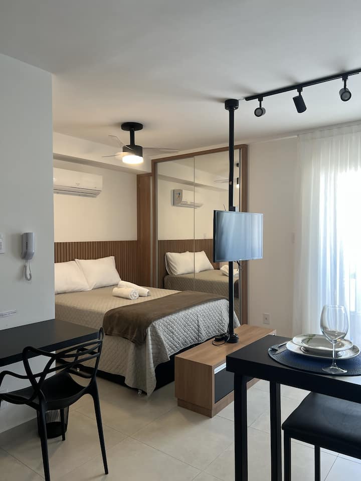 Studio Silencioso E Funcional No Centro - Juiz de Fora