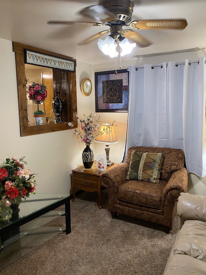 Private & Convenient. This Place Has It All! - Arona, PA