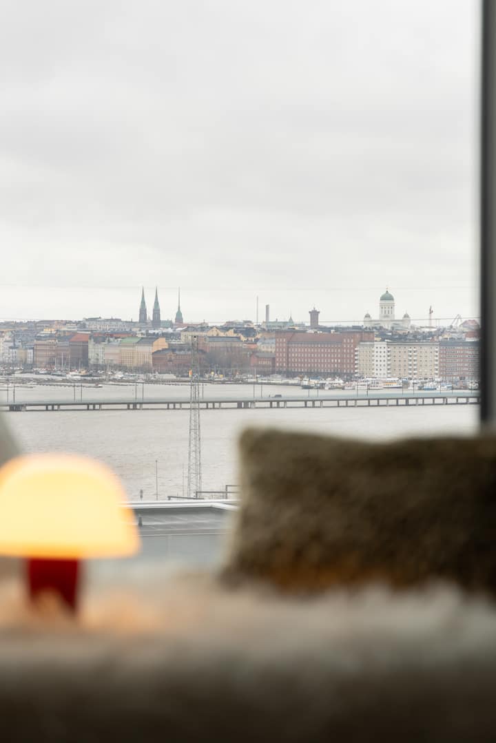 Scandinavian Minimalist Seaside Flat On Top Metro - Helsinki