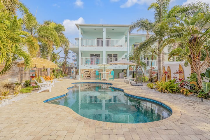 Sea & Be Seen ~Oceanview~pets Welcome~private Pool - New Smyrna Beach, FL
