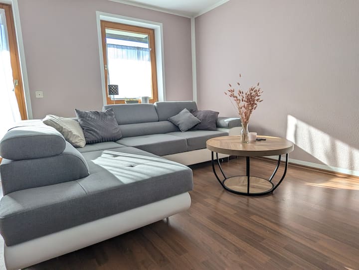 Ruhepol Mit Charme Und Kaminofen In Weiler - Weiler-Simmerberg