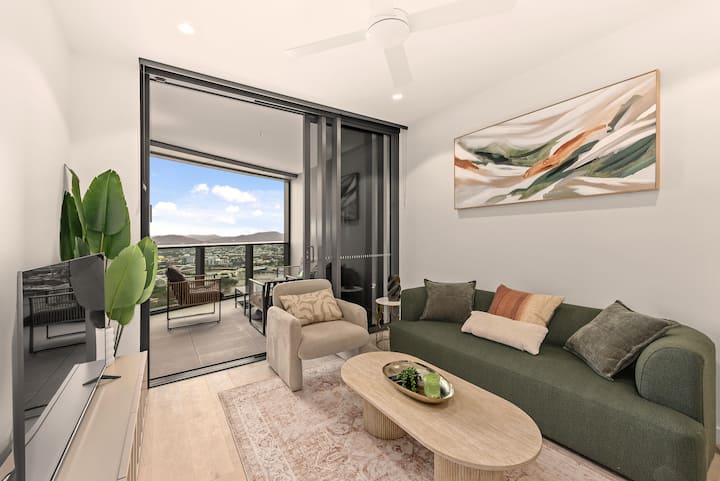 Queen’s Wharf | River Views, Pool & Free Parking - Brisbane