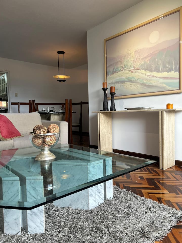 Condo En El Este De Caracas - Caracas